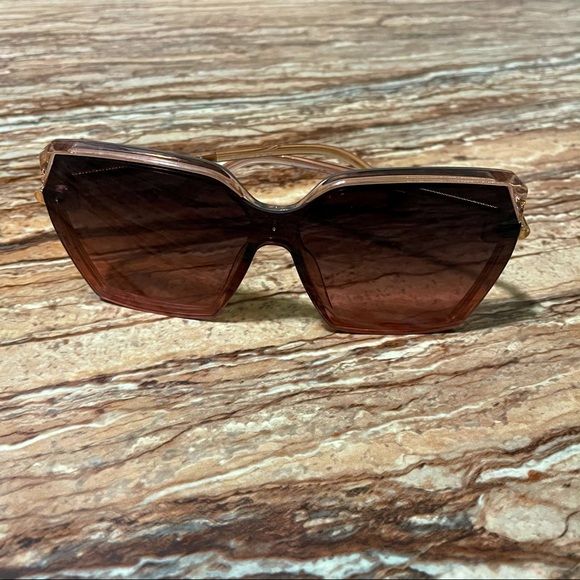Jessica Simpson | Accessories | Jessica Simpson Sunglasses | Poshmark